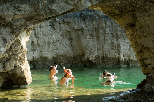 Norfork Lake Vacation Guide for Resorts Cabins Camping Fishing Fun